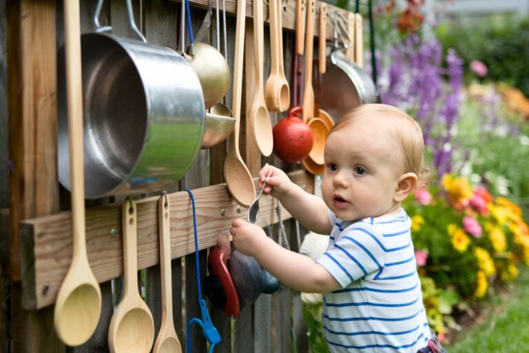 12 Must-Try Montessori Outdoor Activities For Adventurous Babies ...